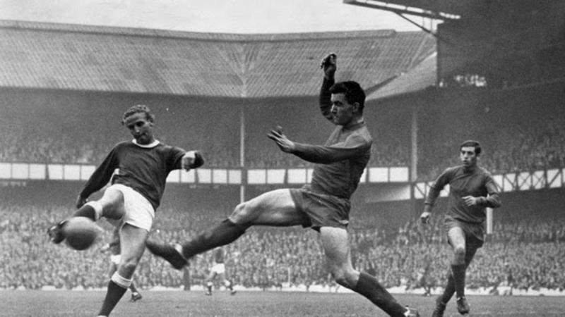 Alex Young – The People’s Player - Football Pink